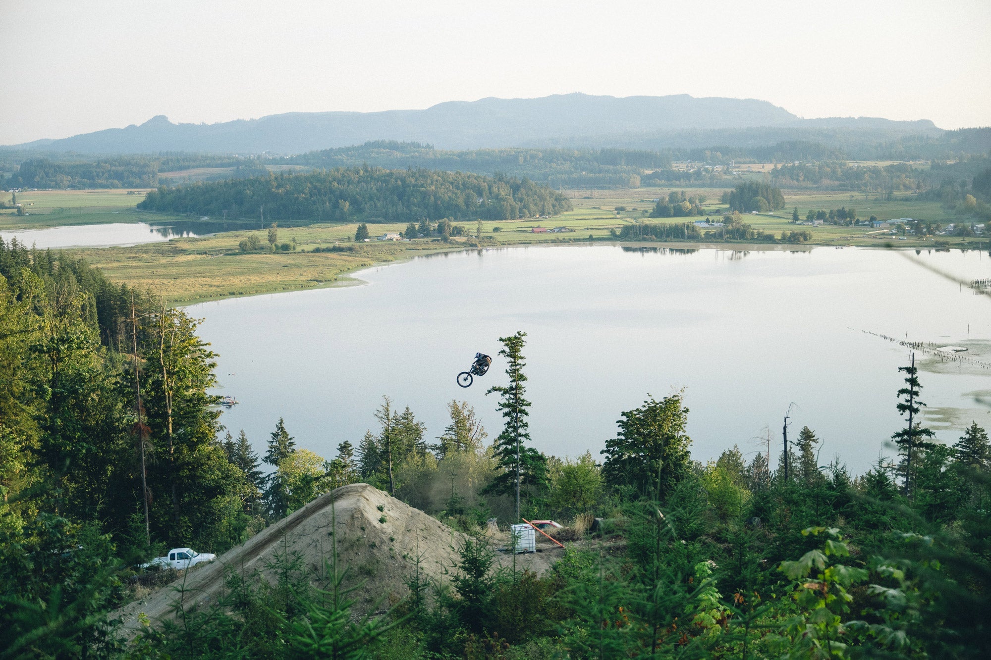 Eddie Reynolds and Caleb Holnoko Throw down at Woolley Fest | Kona